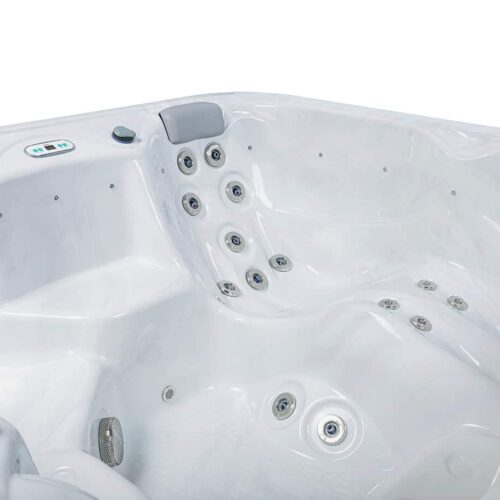 Bueno Spas New York Hot Tub - The Backyard Outlet